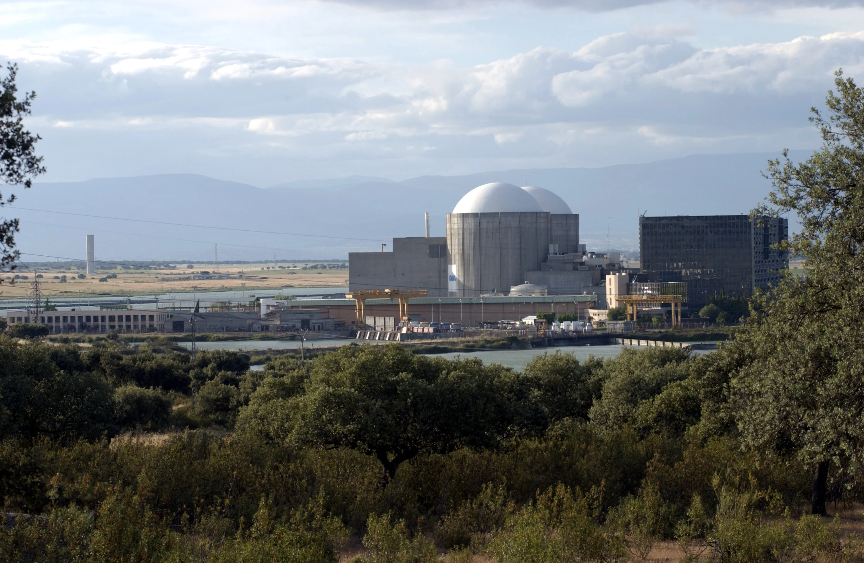 The Almaraz nuclear power plant completes its 31st refueling cycle ...